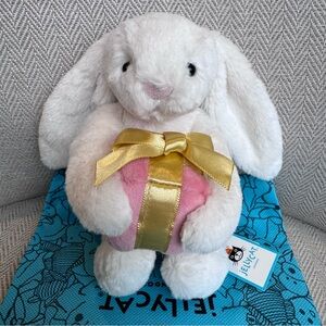 Jellycat | Toys | Jellycat Bashful Bunny With Present Plush Toy Nwt ...